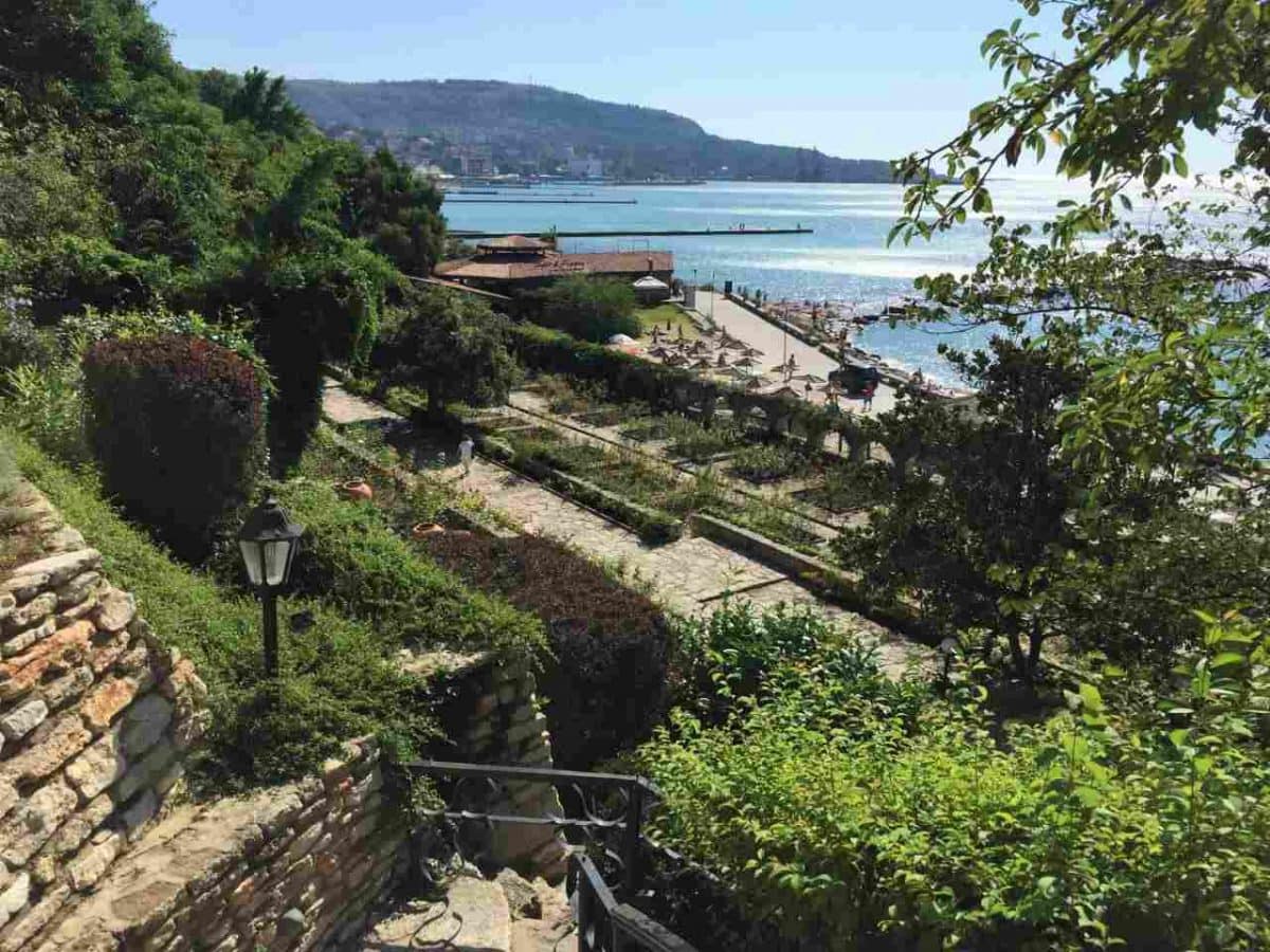 Balchik Palace and Gardens - A Beachside Residence!